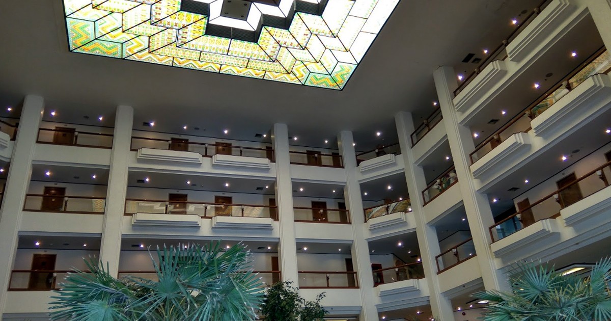 Das Sima Thani Hotel in Nakhon Ratchasima Tor in den „wilden Isaan“